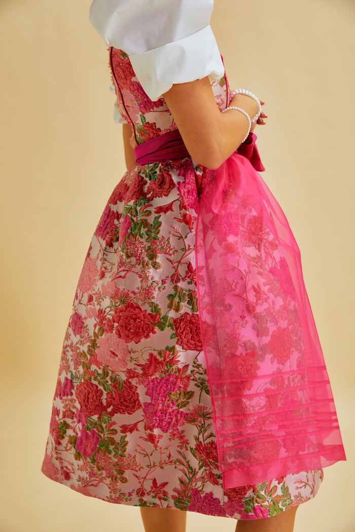 Champagne Chic - Exklusives Designer Dirndl in pink